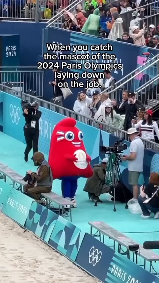 “Phryge” the mascot of the 2024 Paris #Olympics took a bit of a tumble ...